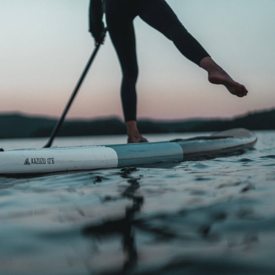 10 Romantic Date Ideas on a Paddle Board – Taiga Board